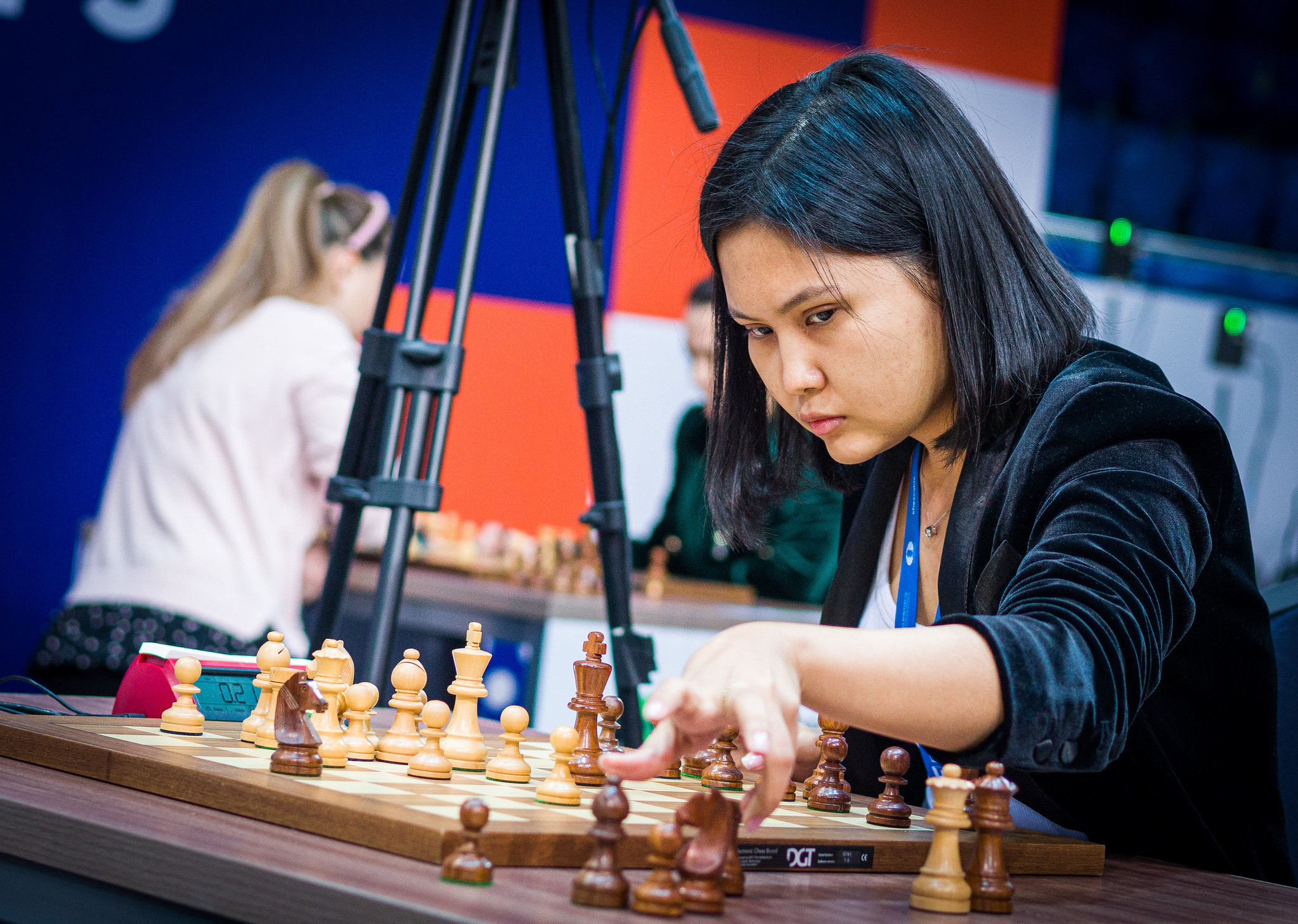 Tan Zhongyi and Bibisara Assaubayeva win the FIDE Women’s World Rapid ...